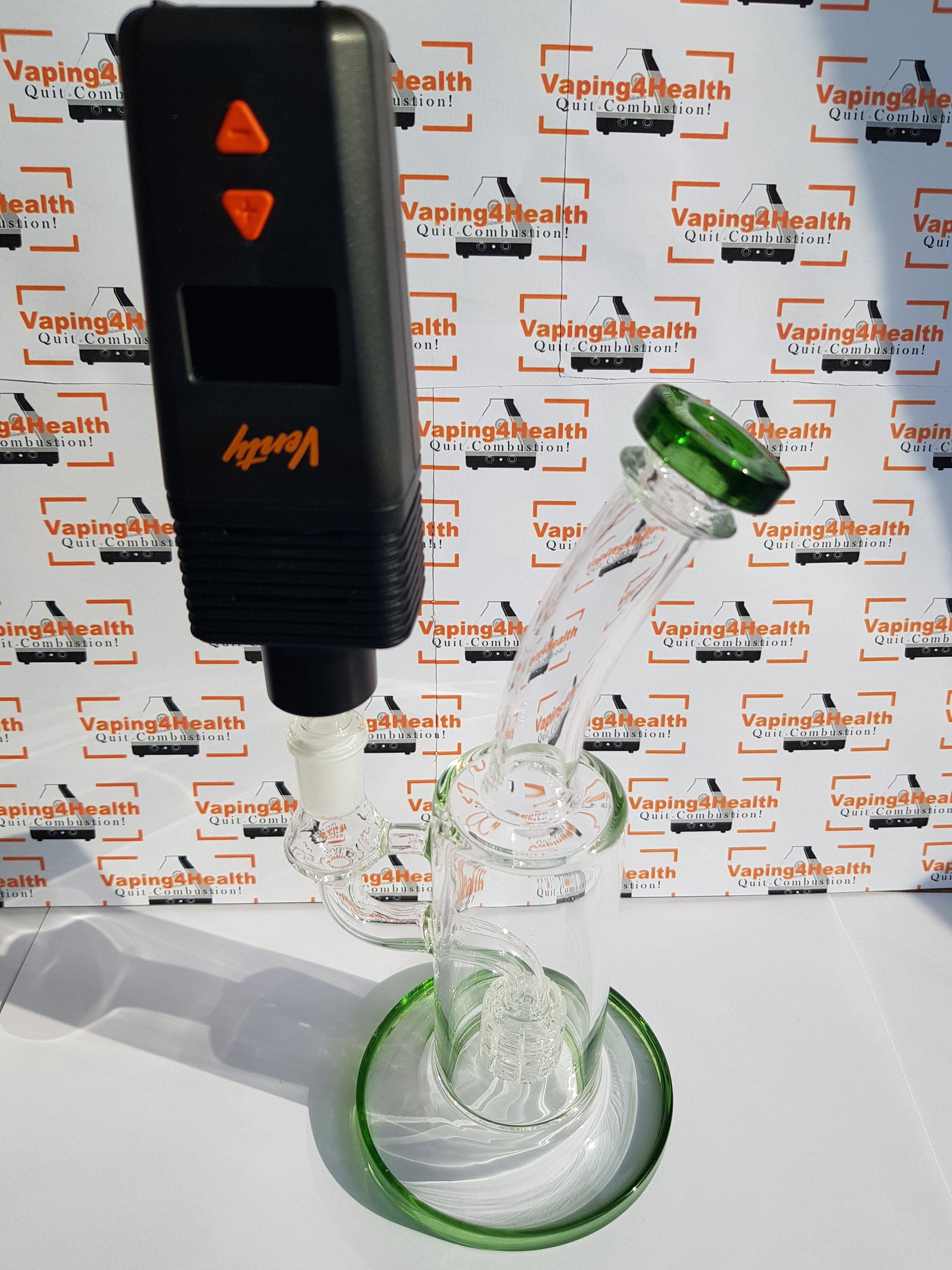 Green Glass Water Bubbler – Vaping4Health